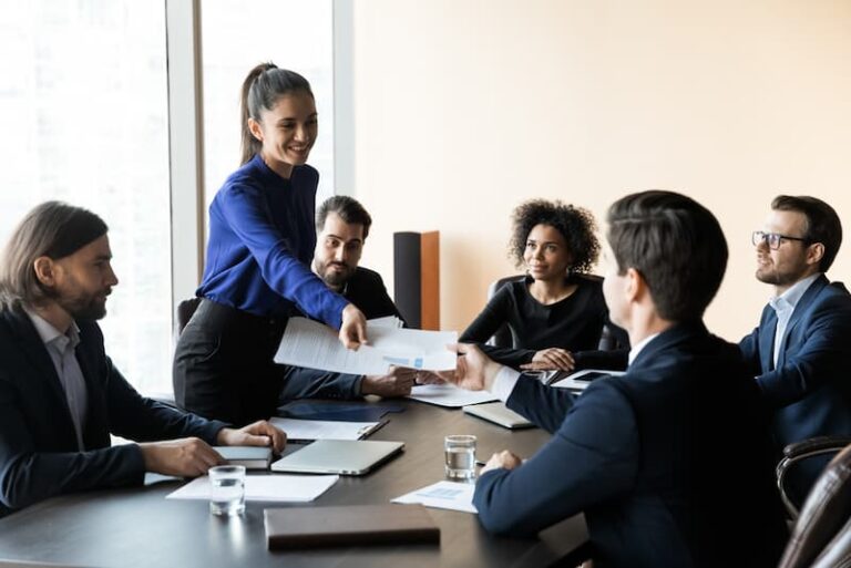 Effektive Handouts erstellen: Tipps & Ideen | MeineBewerbung.net